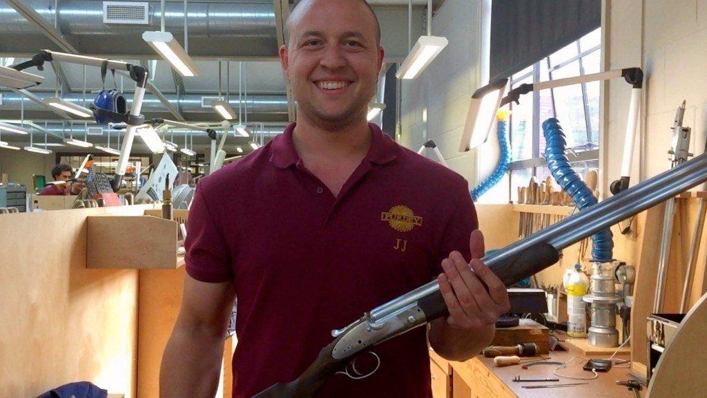 Guns Made to Order?- new London factory | YNUKtv