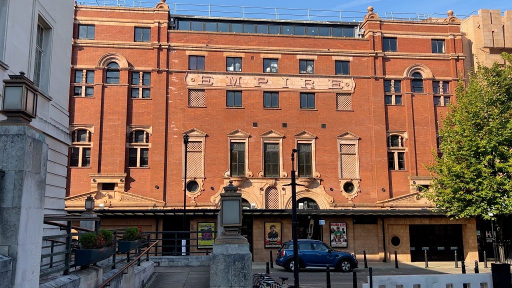 Day after Rolling Stones at Hackney Empire | YNUKtv